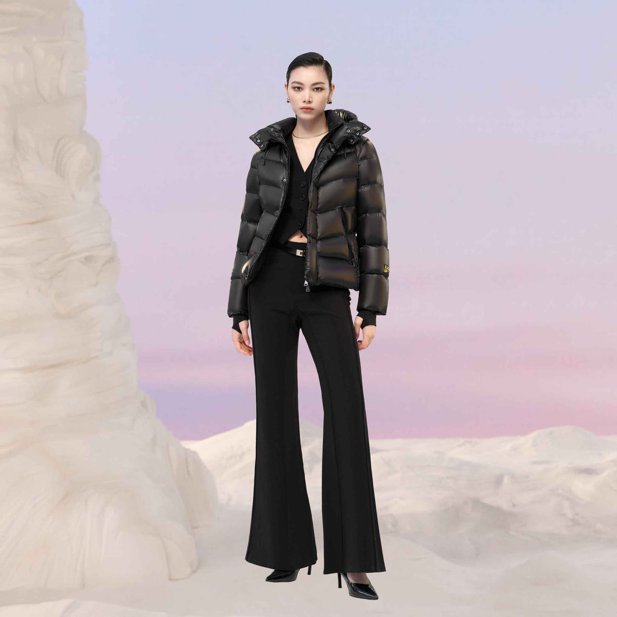 Queen 7 Grid Shorty - Black – GUVET